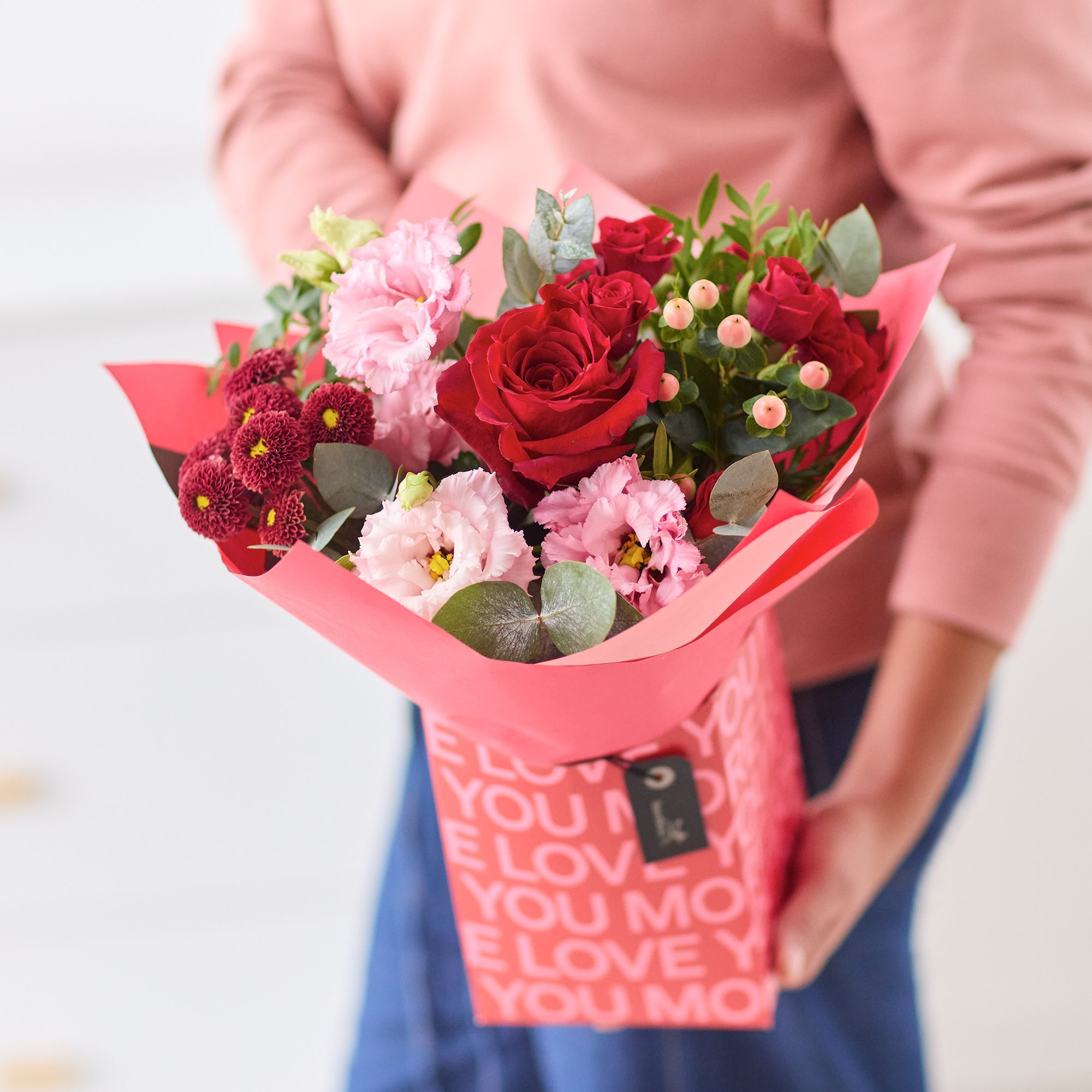 Interflora Valentines Valentines 6 Red Rose Gift Box